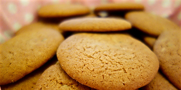 Traditional Ginger Biscuits Recipe - PureXtracts
